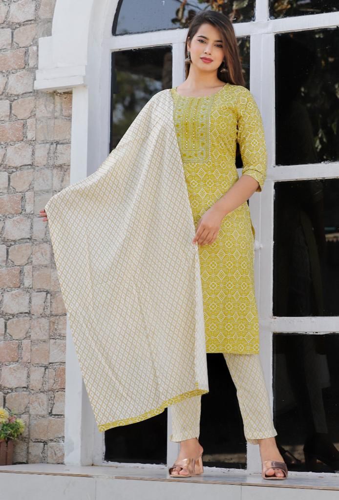 Indian Kurti | Women's Ethnic & Traditional Kurtis | Designer Kurtis ...